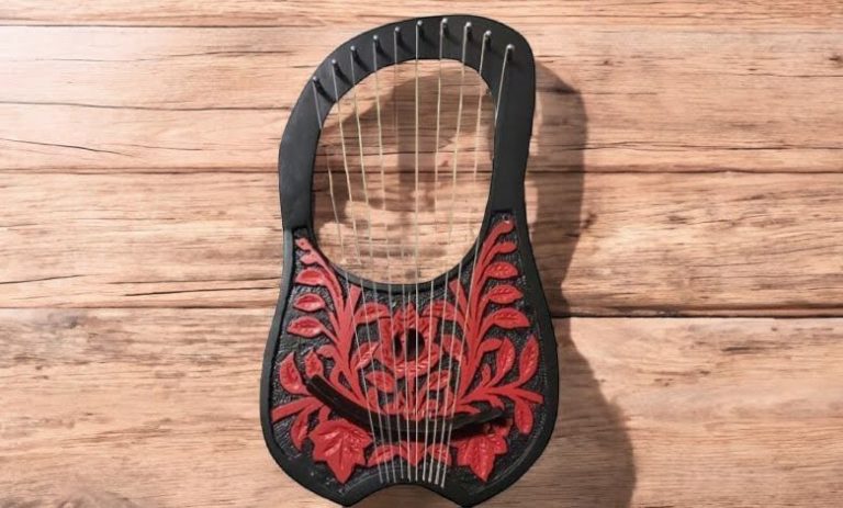 Types of Lyre Harps with String Details - Blog TUK